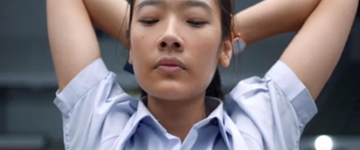 7 Adegan Ikonik Chutimon Sebagai Lynn di Bad Genius - Viu