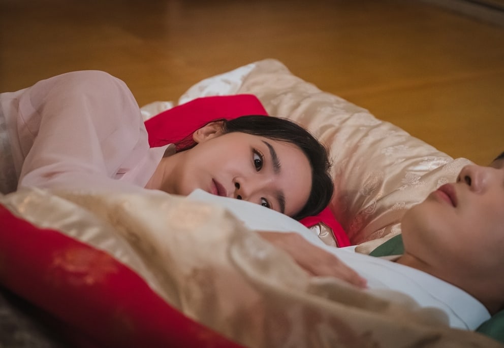 Sinopsis Mr. Queen Episode 14 - Viu