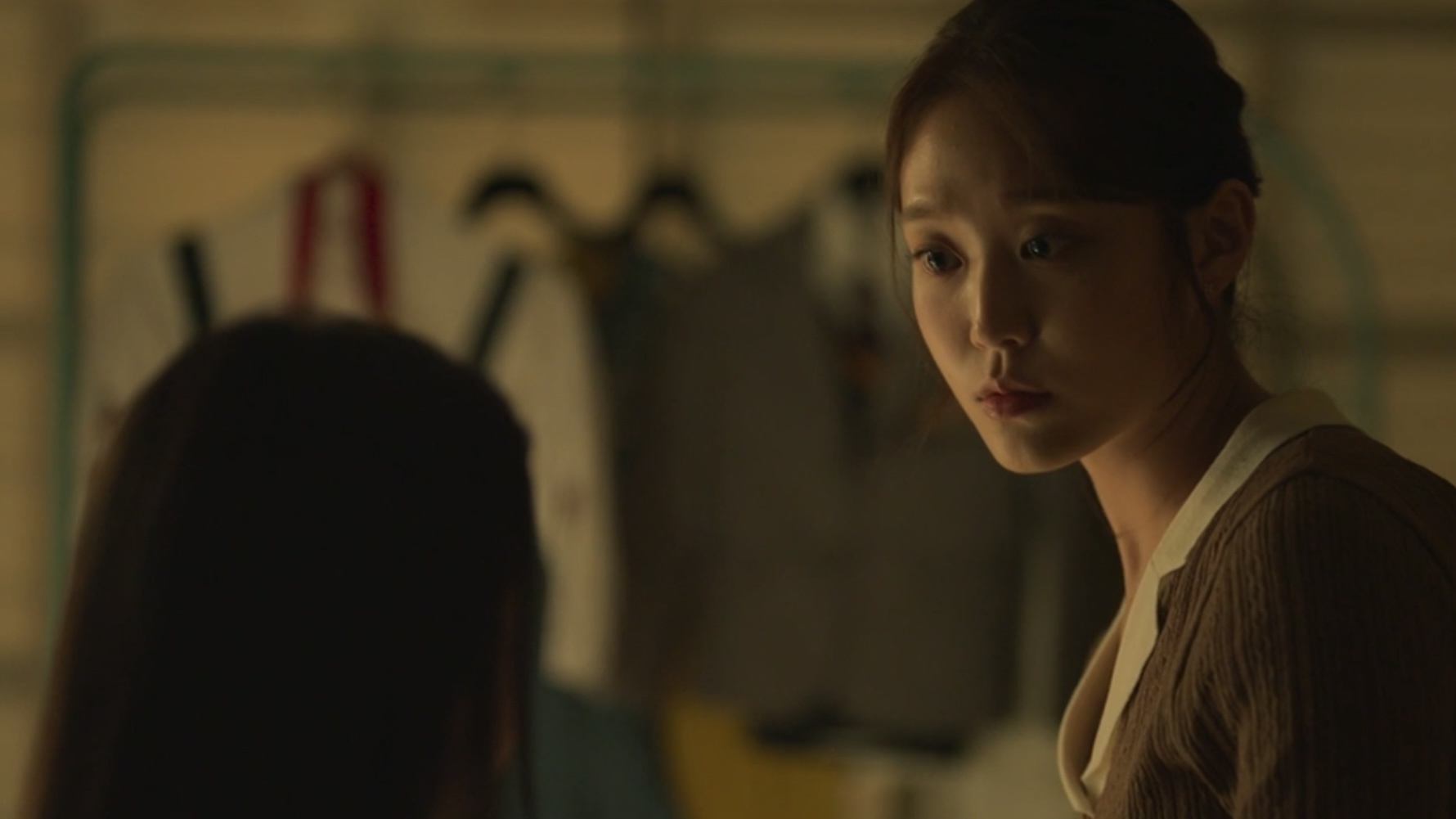 Sinopsis High Class Episode 5 - Viu