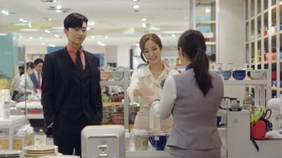 Sinopsis What’s Wrong With Secretary Kim Episode 12 - Viu