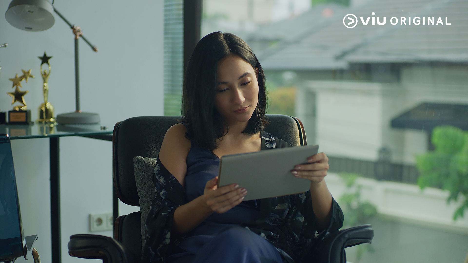 Perubahan yang Terjadi pada Kun Sejak Awal hingga Akhir Write Me A Love Song - Viu