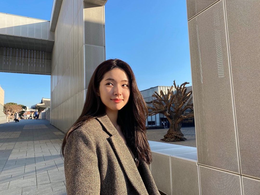 5 Fakta Shin Ha Young yang Jadi Pacar Sehun di Now, We Are Breaking Up ...