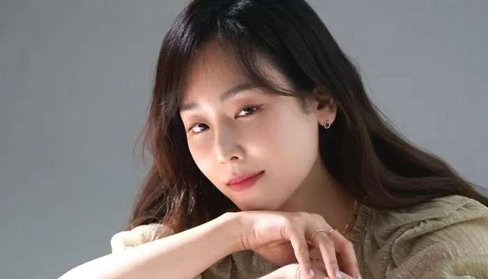 Pemeran Why Her | Viu Original - Viu