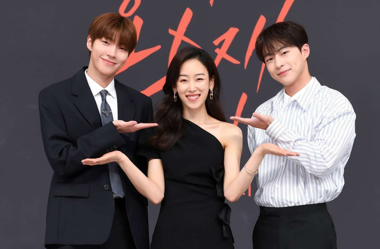 Why Her? Jadi Drakor Paling Banyak Ditonton, Simak Alasannya! - Viu