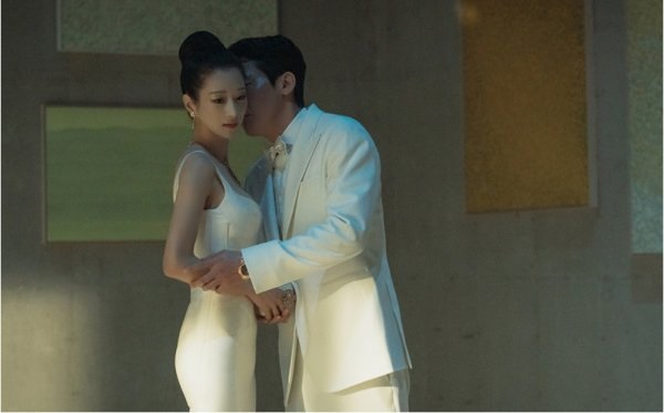 Preview Eve Episode 6: Seo Ye Ji dan Park Byung Eun yang Kembali Bertemu Secara Rahasia - Viu