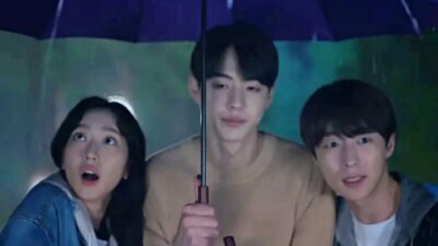 Teaser Cheer Up: Han Ji Hyun Terlihat Berhimpitan dengan Bae In Hyuk dan Kim Hyun Jin - Viu