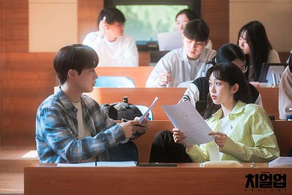 Preview Cheer Up Episode 1: Han Ji Hyun Jatuh Cinta Kepada Sang Kapten ...