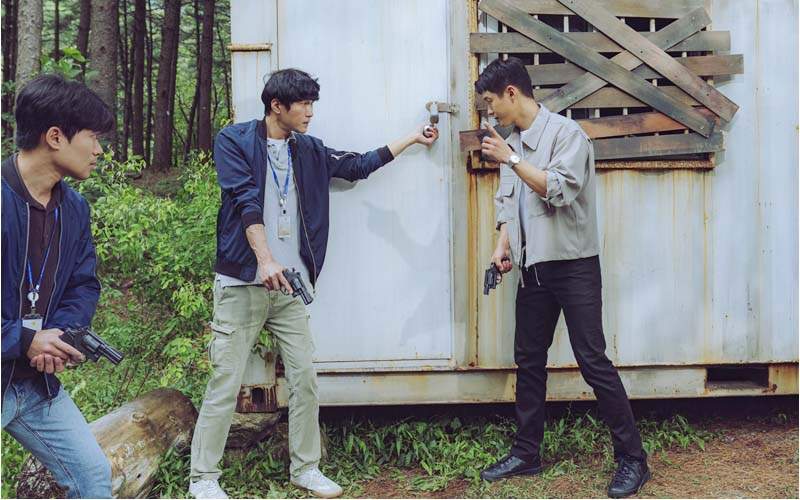 Preview Missing The Other Side 2 Episode 3: Go Soo dan Ha Joon Telusuri ...