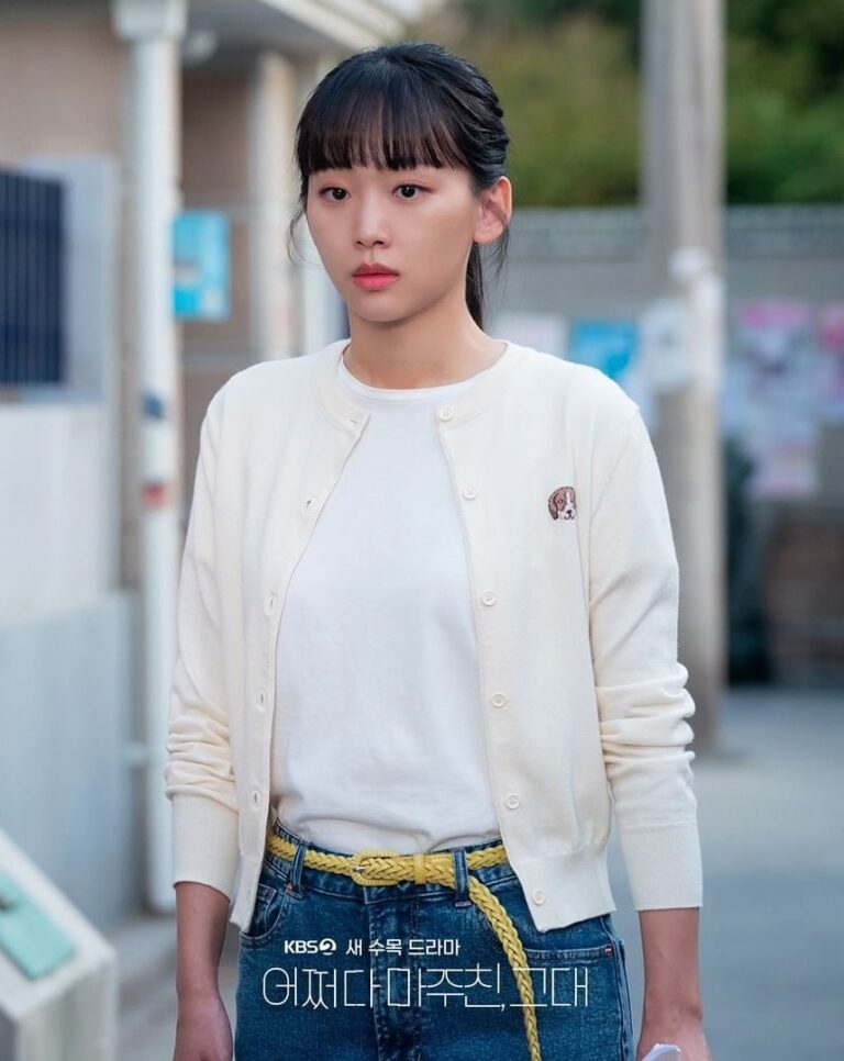 Pemeran My Perfect Stranger (Run Into You) - Viu