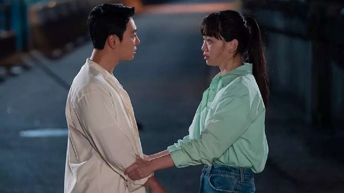 5 Momen Saat Timeline 1987 Mulai Berubah di My Perfect Stranger Episode 3-4 - Viu