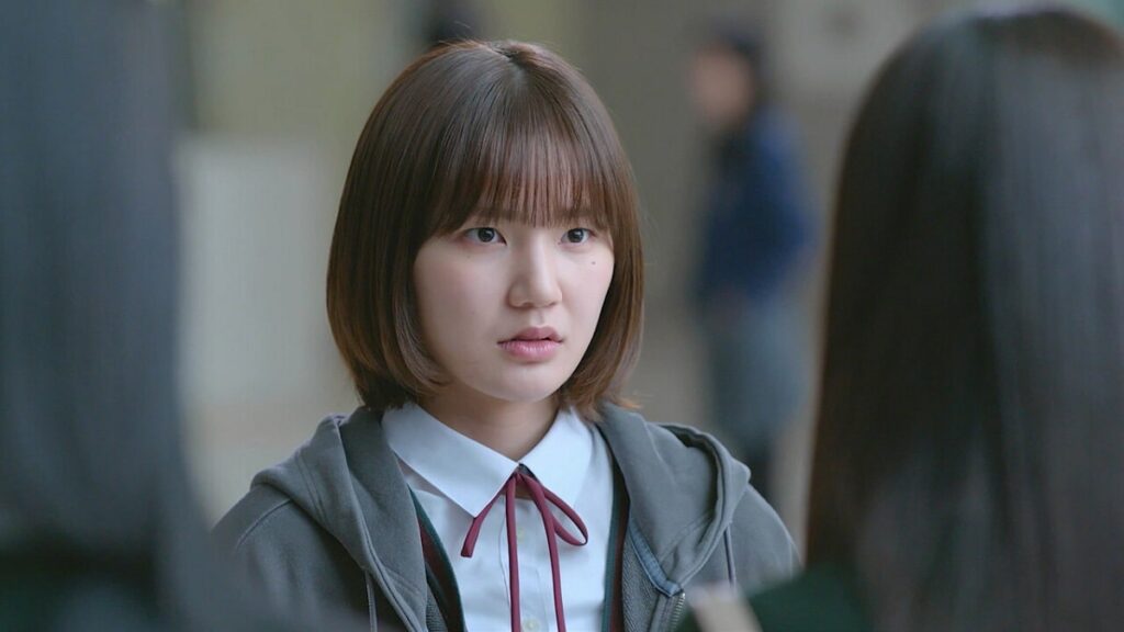 Preview Bitch X Rich Episode 1: Lee Eun Saem dan Yeri Perlihatkan Konfrontasi yang Tajam - Viu