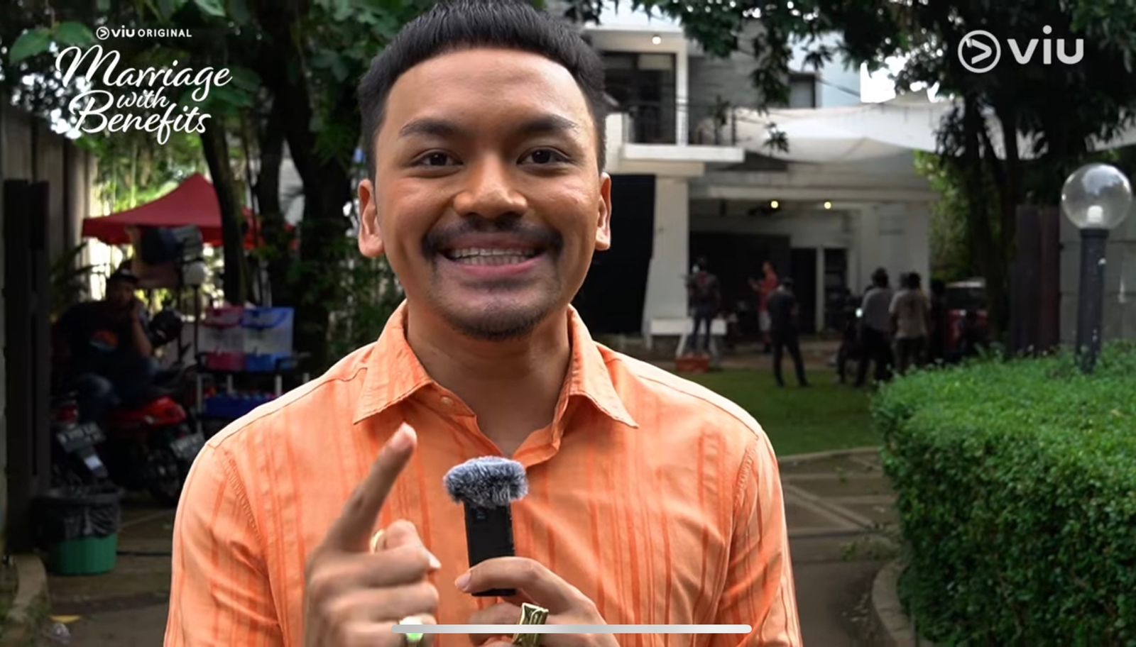 Intip Keseruan Syuting Marriage with Benefits di Paris | Daily Vlog Part 3 - Viu