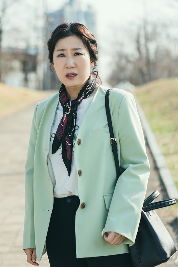 Preview Cold Blooded Intern Episode 4: Pesona Ramah Ra Mi Ran Sebagai ...