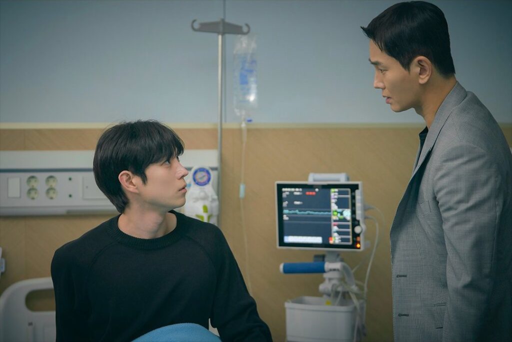 Kim Young Dae dan On Joo Wan Saudara Penuh Kasih yang Hadapi Titik Balik di Moon In The Day - Viu