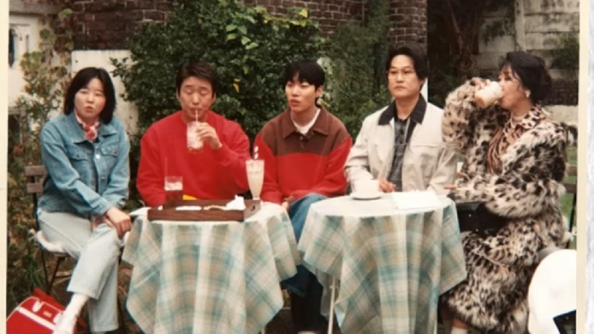 Ryu Jun Yeol Terlihat Di Acara Reuni Spesial Reply 1988 10th ...