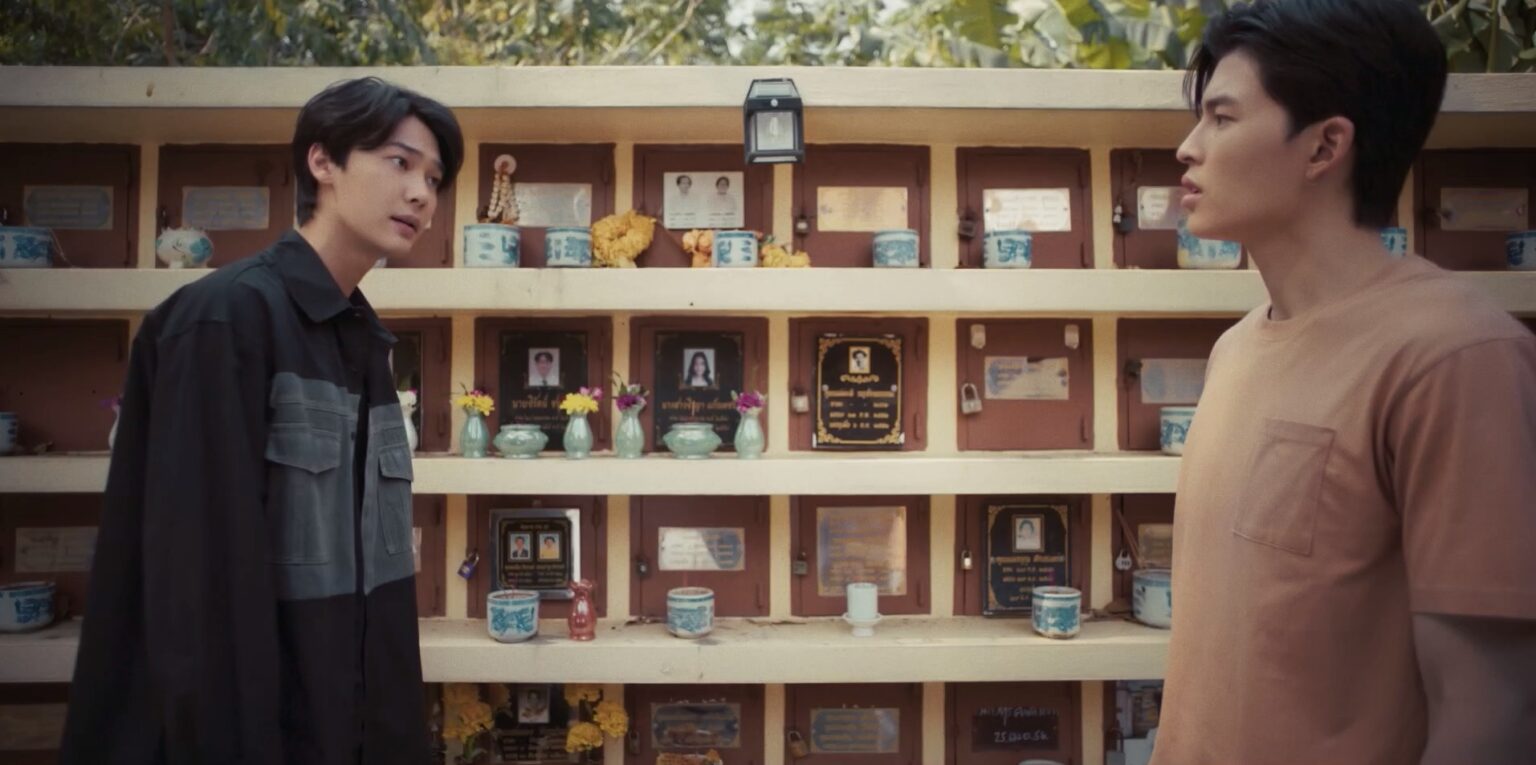 แอดมิตด่วน! “กัน” อาการสุดแปลก ทำ “ปอนด์” เครียดกังวลใจ ในซีรีส์ “Leap Day วันแก้ตาย” - Viu