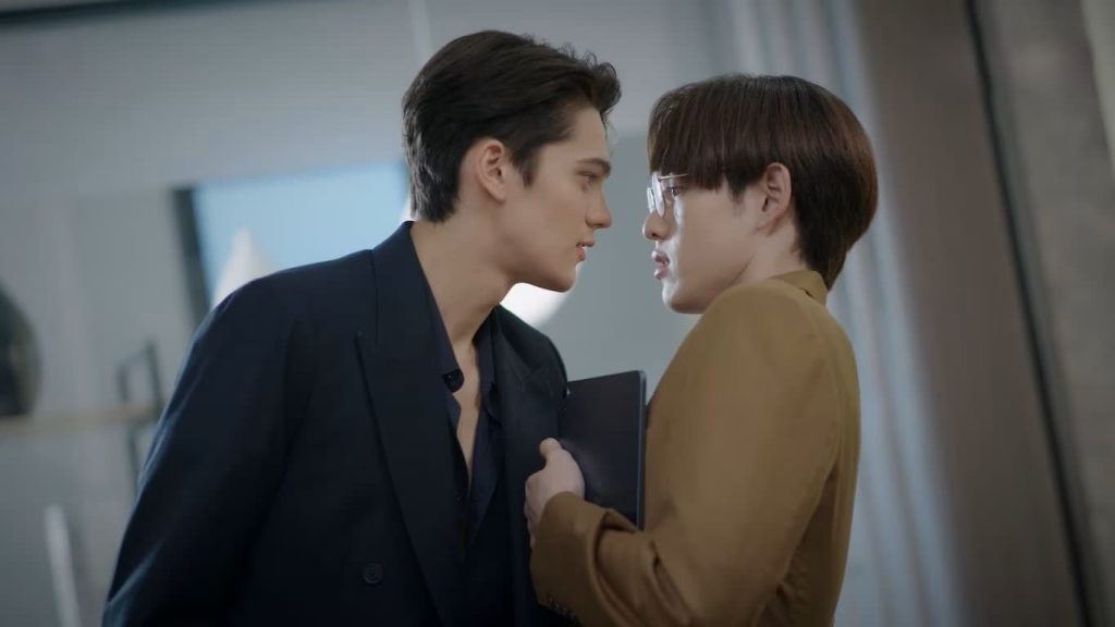 ‘Bad Guy My Boss’: When Your Boss is Your FWB - ViuScene