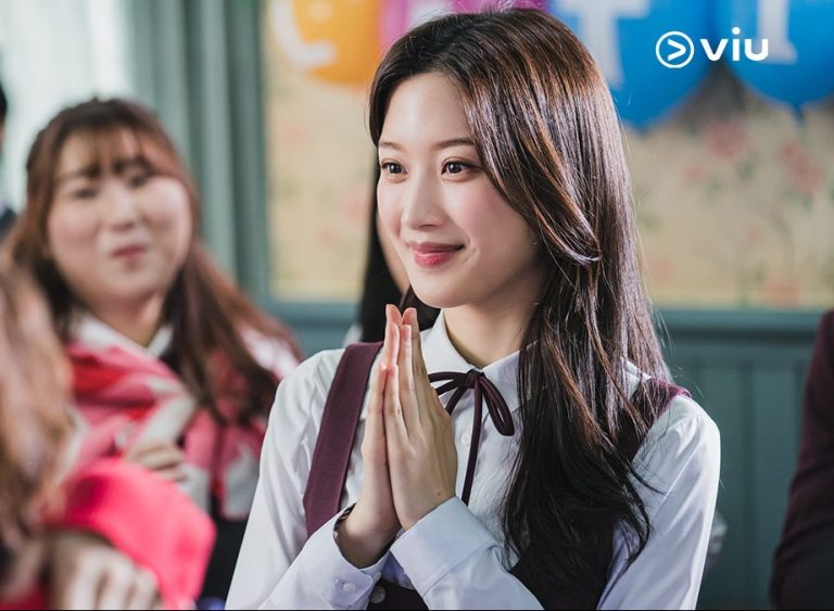 ‘True Beauty’: From Average Girl to Stunning Goddess - ViuScene