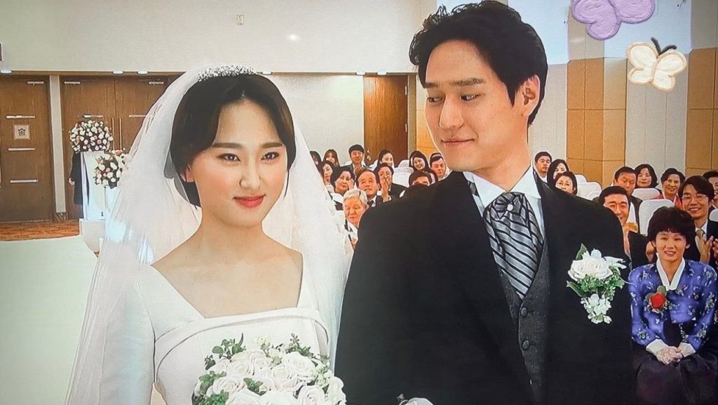 Exploring the Talented ‘Reply 1988’ Cast - ViuScene