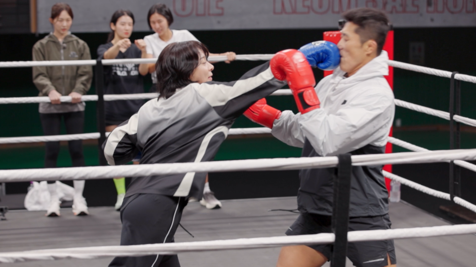 ‘Iron Girls 2’: Blood, Sweat & Boxing - ViuScene